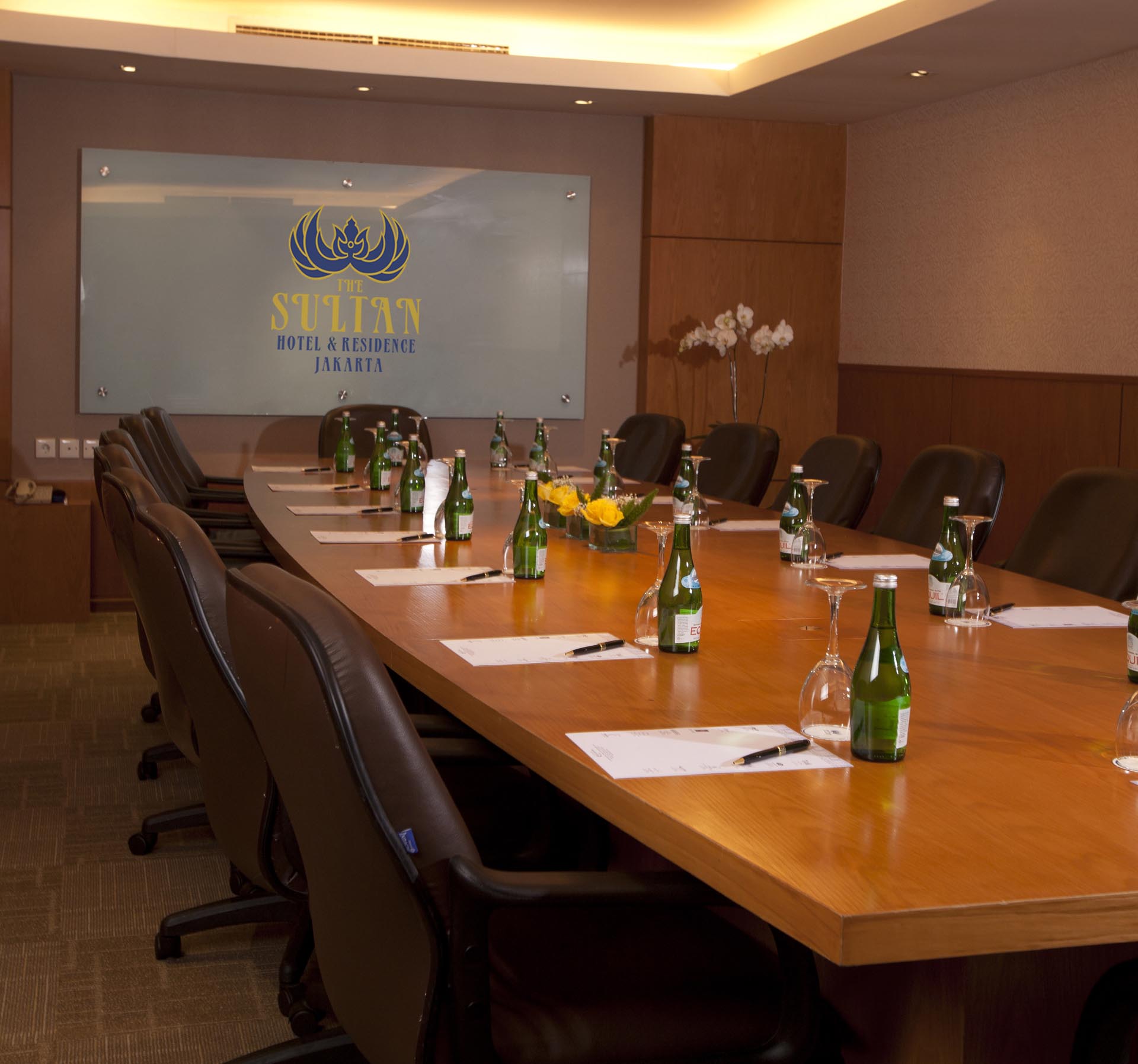 Business Center - The Sultan Hotel & Residence Jakarta